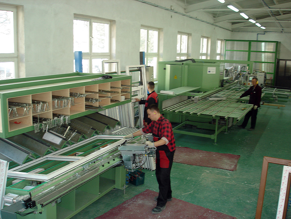 Windows Lublin - Production line