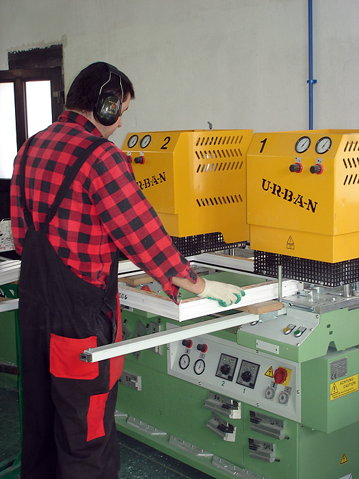 Windows Lublin - Production line